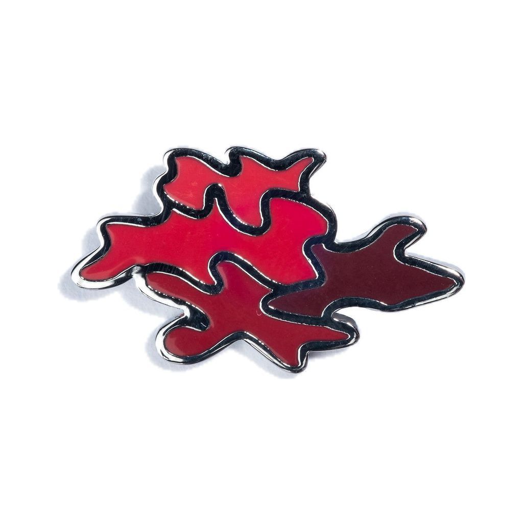 Hook & Albert Camo Lapel Pin Red – Sportique