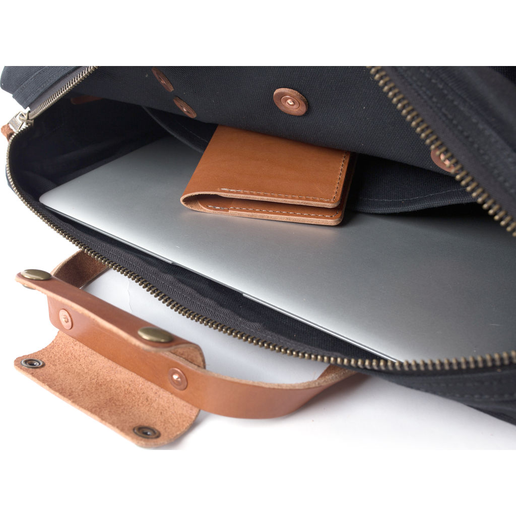 Bradley Mountain Courier Briefcase Black – Sportique